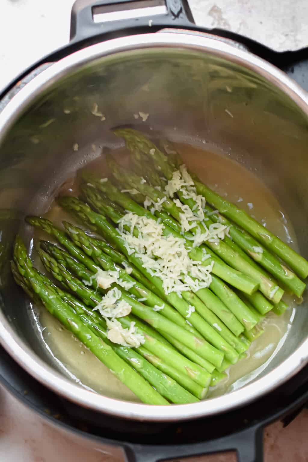 Simple Steamed Instant Pot Asparagus - Lynn's Way of Life