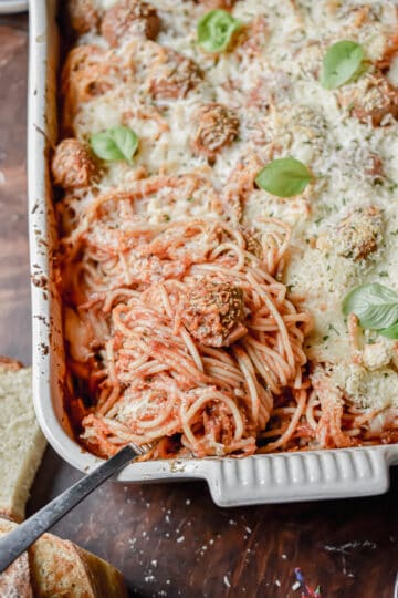 What to Serve With Spaghetti (50 Best Sides!) - Lynn's Way of Life