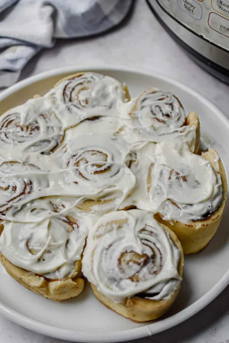 Soft Instant Pot Cinnamon Rolls - Lynn's Way of Life